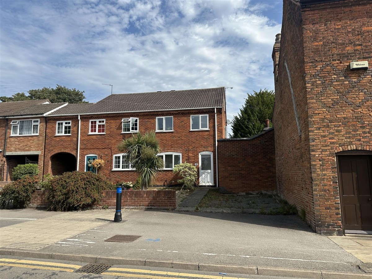 Bushloe End, Wigston | Aston & Co