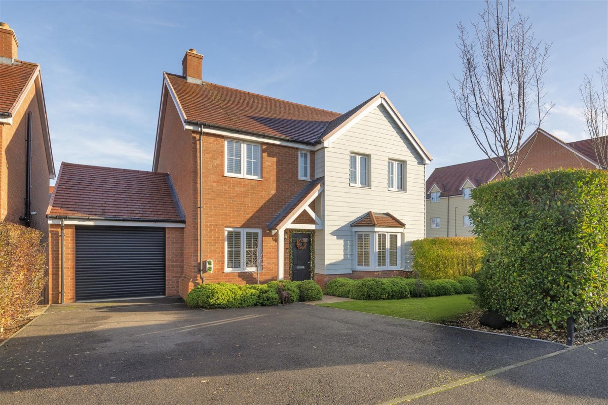 Dumbrell Drive, Paddock Wood, Tonbridge | KHP Country Homes