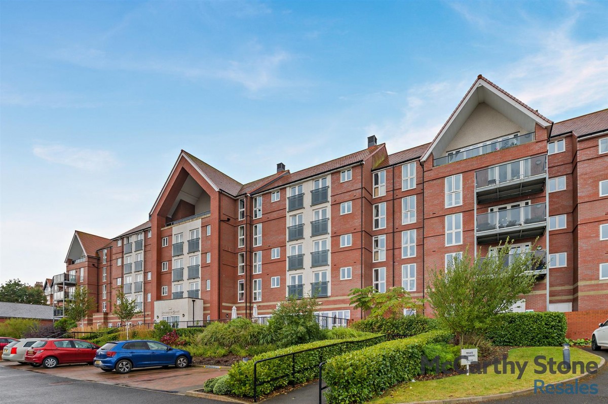 Filey Road, Scarborough | McCarthy and Stone Resales