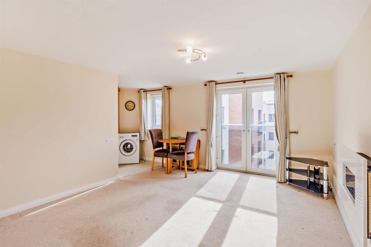 Marbury Court, Chester Way, Northwich | McCarthy and Stone Resales