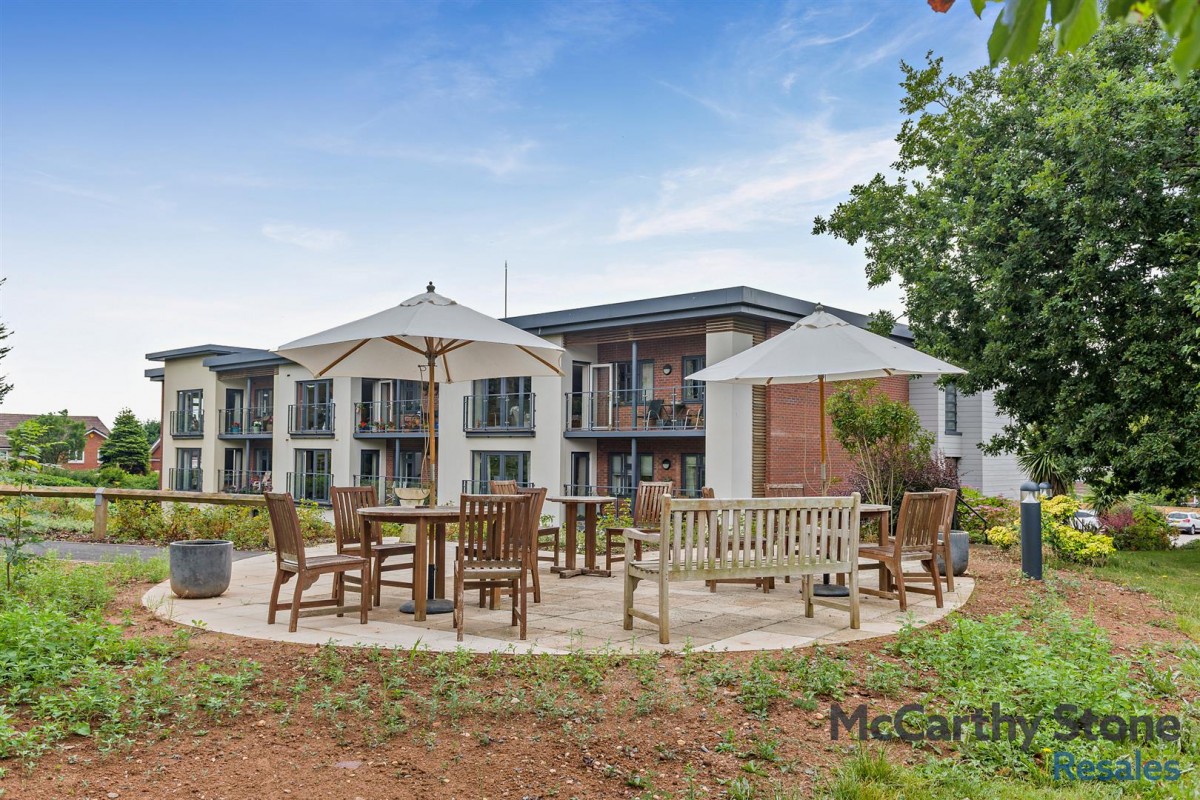 Pincombe Court, Buckingham Close, Exmouth | McCarthy and Stone Resales