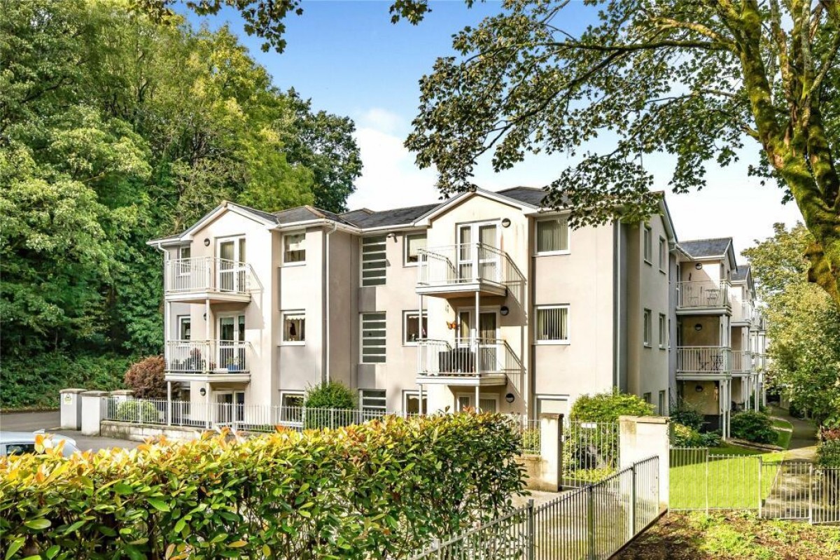 Rivers Edge Court, Oaklands Drive, Okehampton | McCarthy and Stone Resales