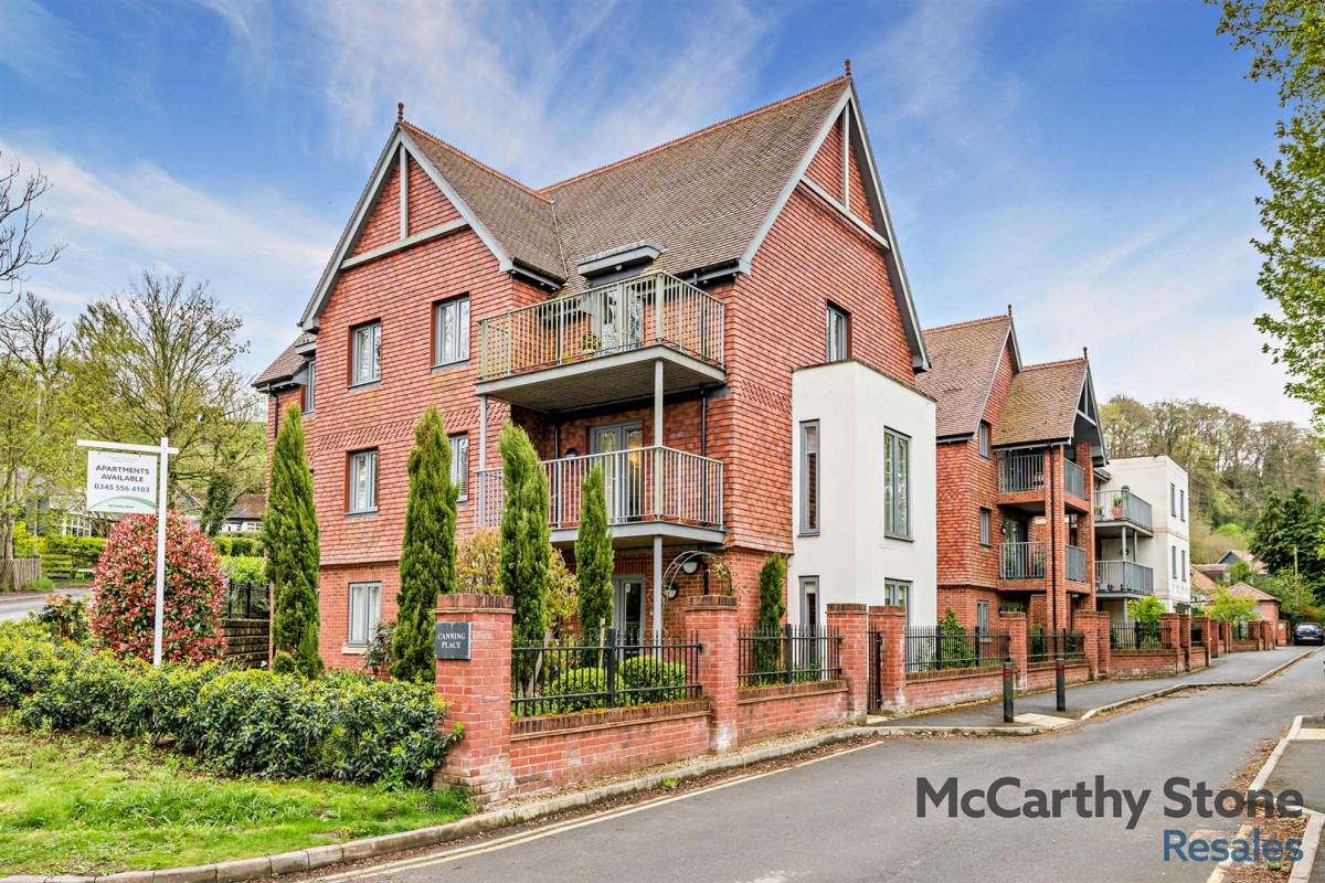 Canning Place, Granham Close, Marlborough | McCarthy and Stone Resales