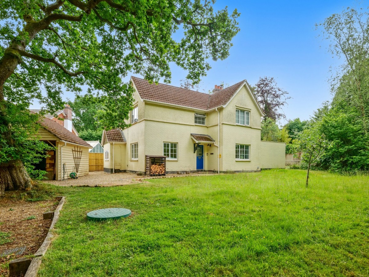 Sway Road, Brockenhurst, Hampshire | Fells Gulliver Estate Agents