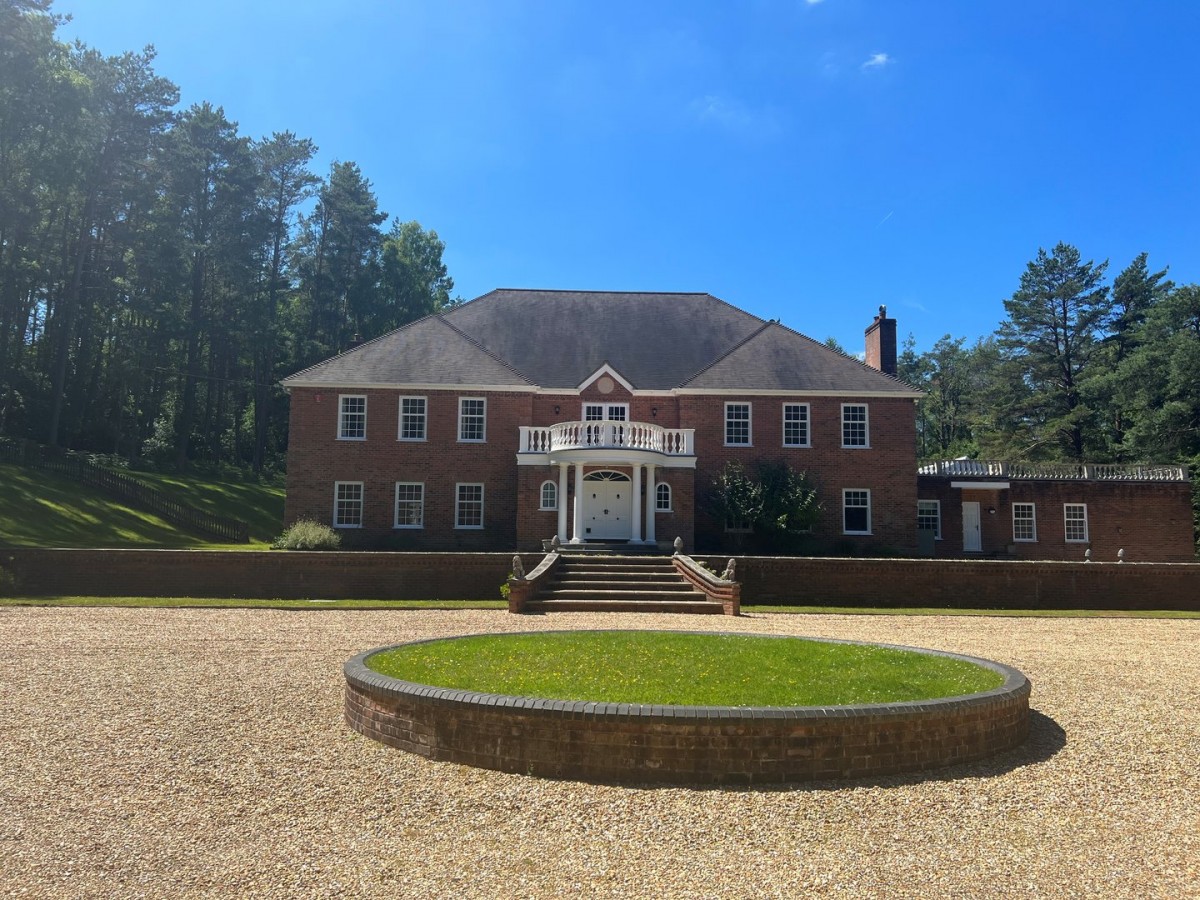 Stoney Cross, Lyndhurst, Hampshire | Fells Gulliver