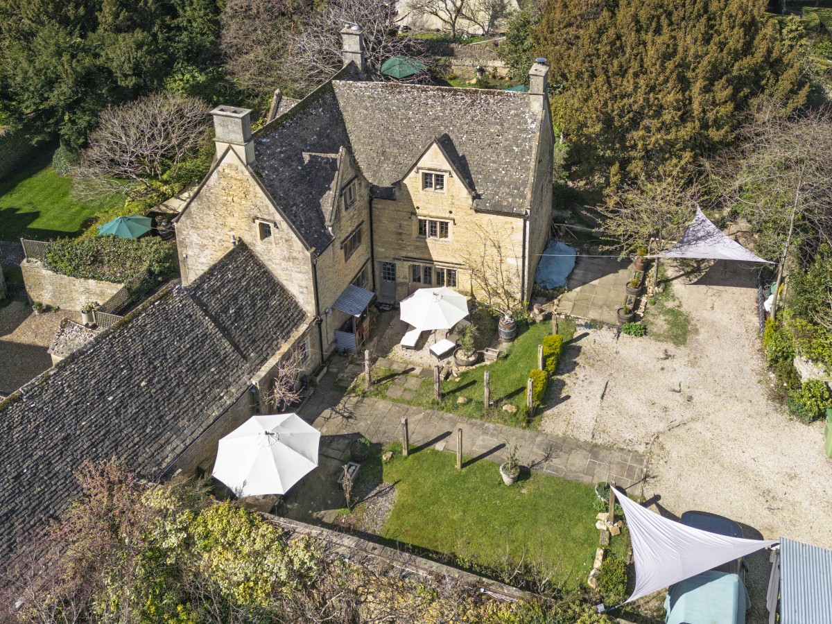 Station Road, Bourton-On-The-Water, GL54 | Harrison Hardie Country ...