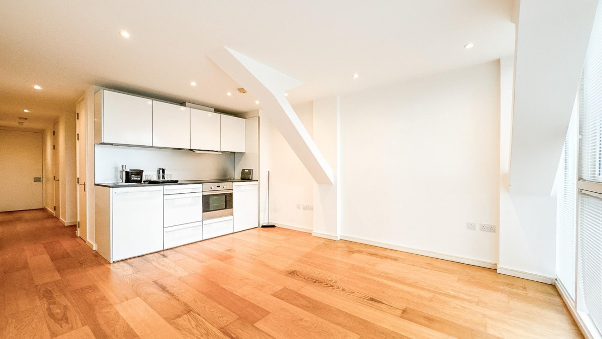 Skypark Road, Bedminster, Bristol, BS3 3NG | Hunters Estate Agents ...