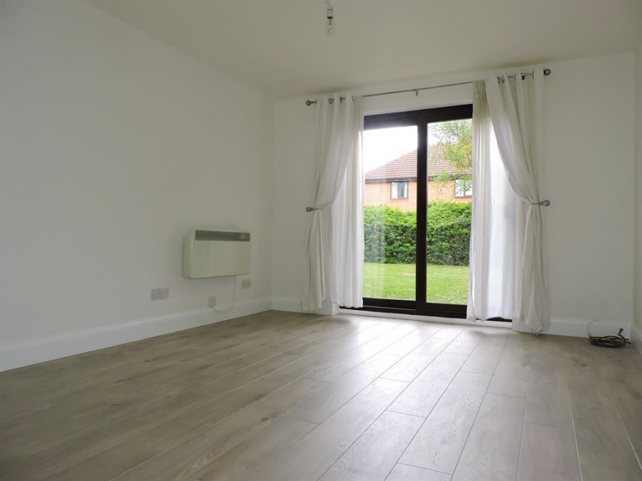 St. James Lane, Greenhithe, DA9 9EA | Hunters Estate Agents & Letting ...