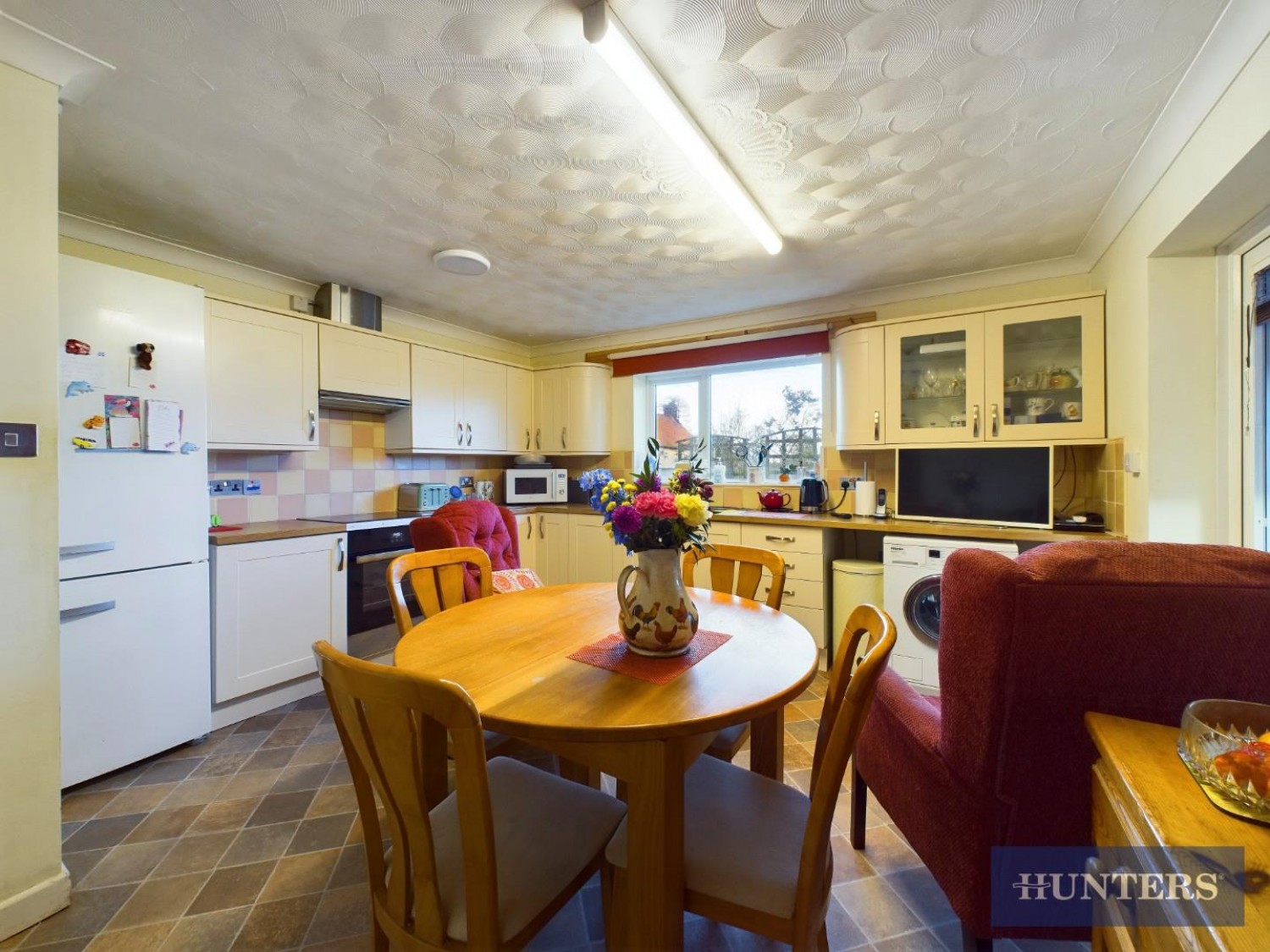 Stonegate, Hunmanby, Filey, YO14 0PU | Hunters Estate Agents & Letting ...