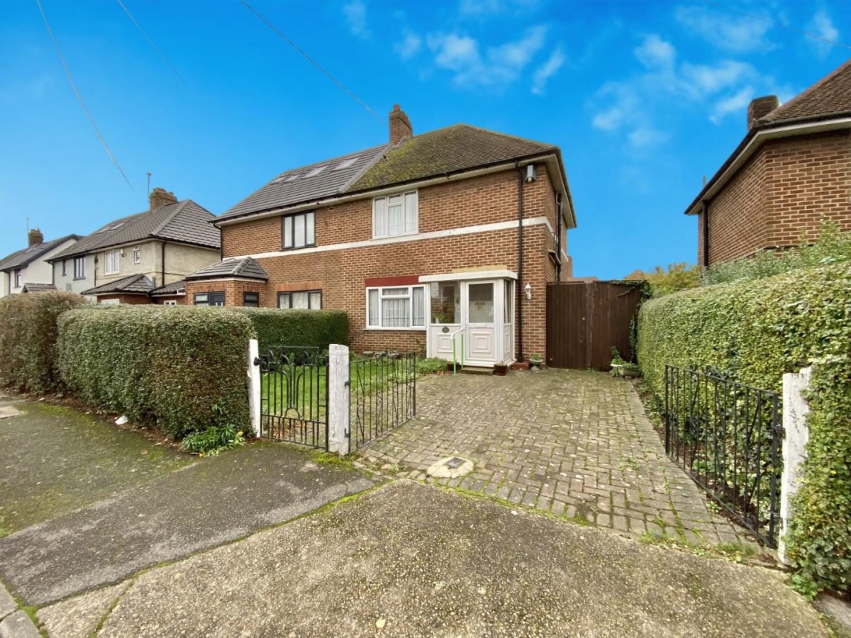 Birchway, Hayes, UB3 3PD | Hunters Estate Agents & Letting Agents