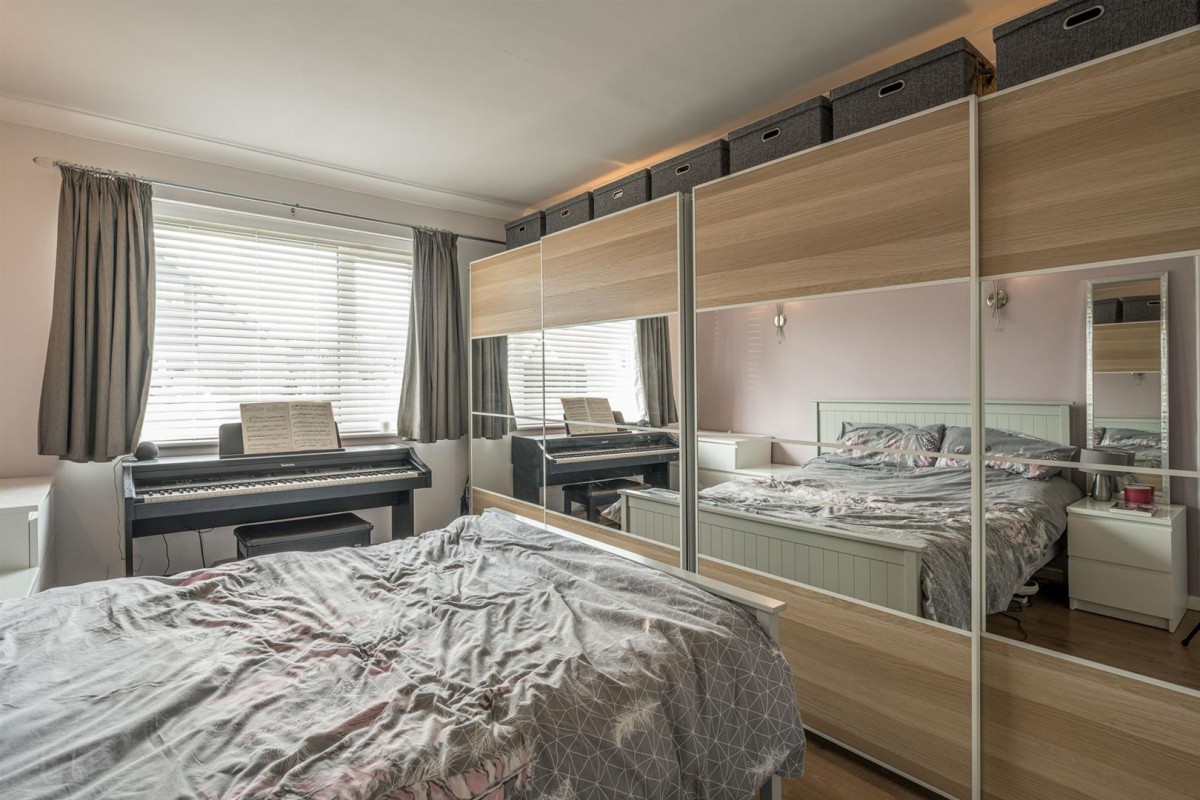 Church View Gardens, Kinver, DY7 6EE | Hunters Estate Agents & Letting ...