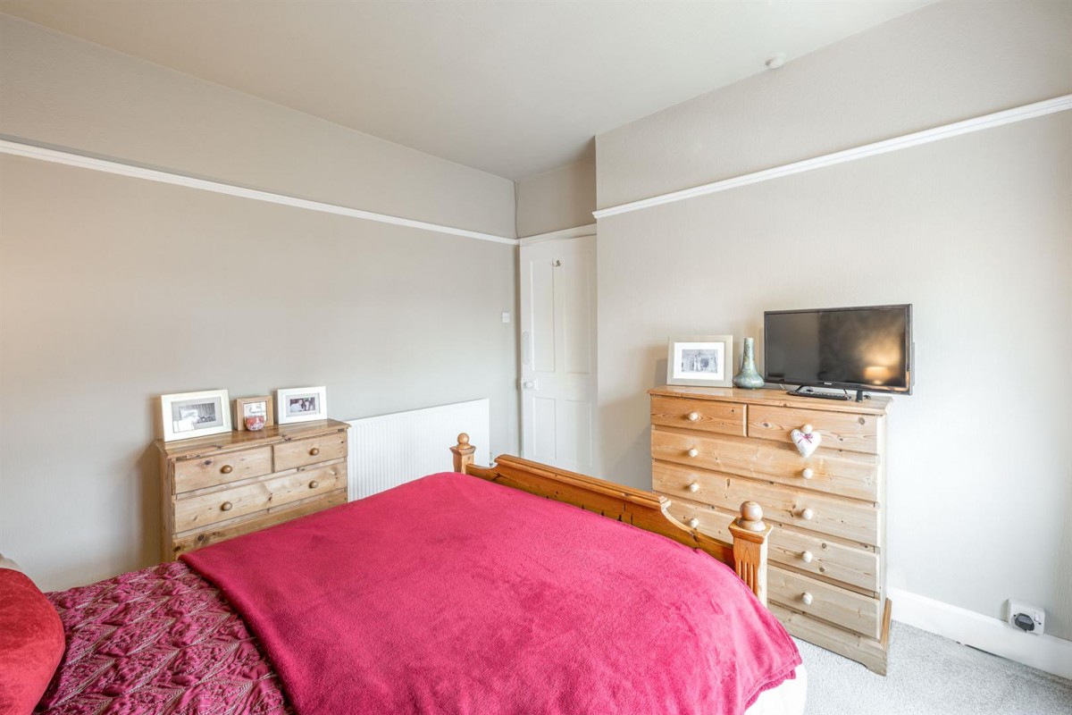 Oakfield Road, Wordsley, Stourbridge, DY8 5XS | Hunters Estate Agents ...