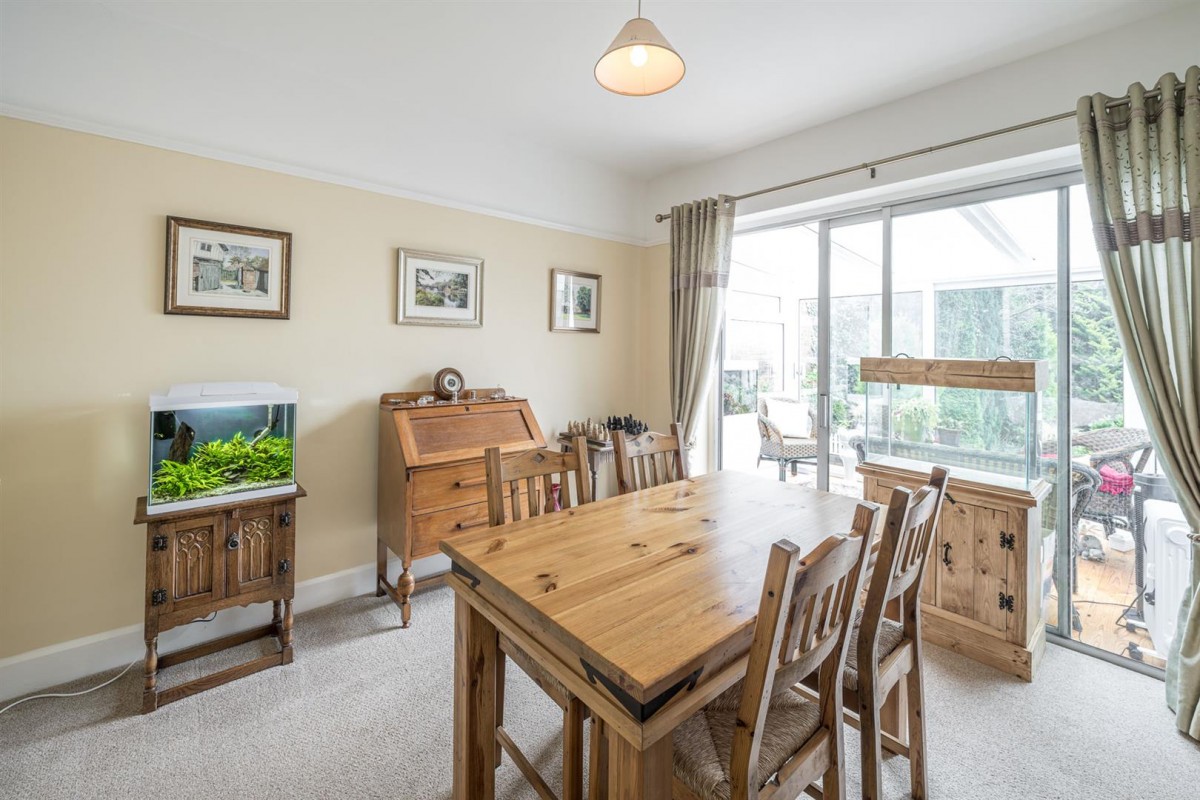 Oakfield Road, Wordsley, Stourbridge, DY8 5XS | Hunters Estate Agents ...