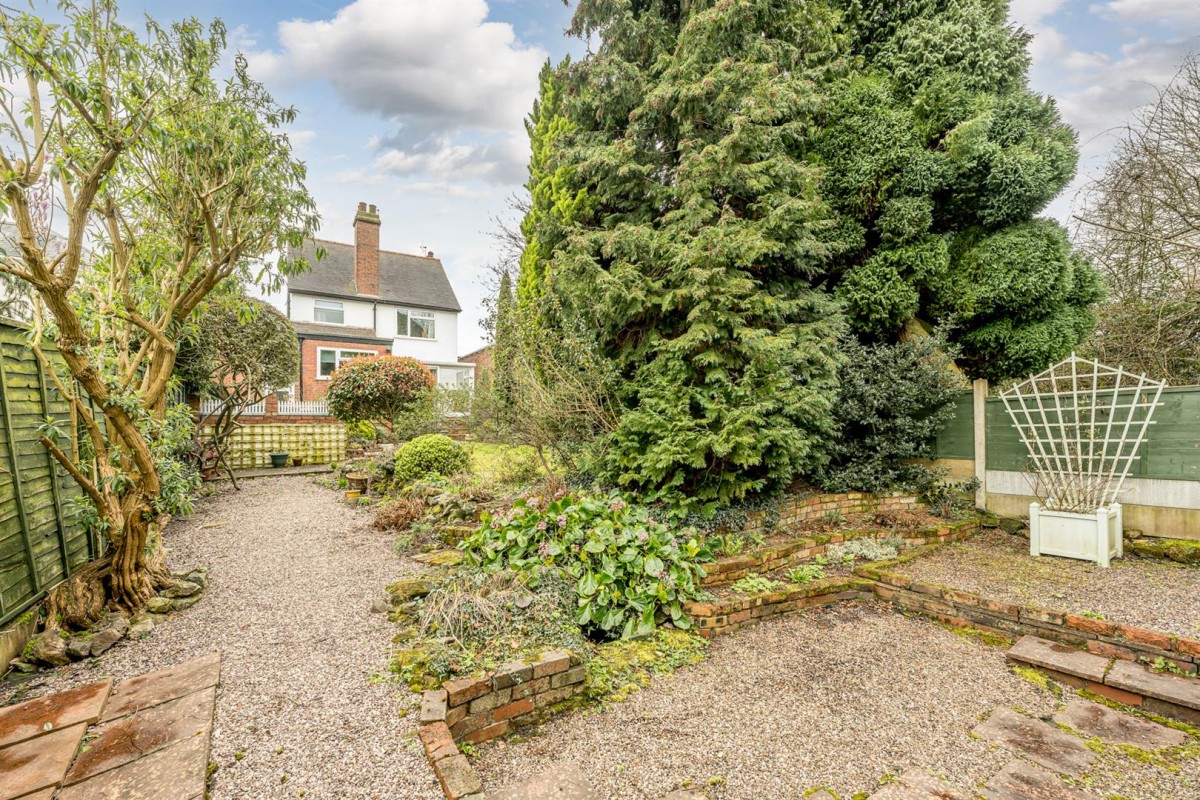 Oakfield Road, Wordsley, Stourbridge, DY8 5XS | Hunters Estate Agents ...