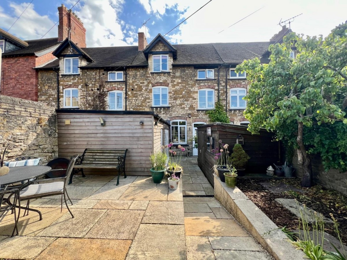 Bull Pitch, Dursley, GL11 4NG | Hunters Estate Agents & Letting Agents