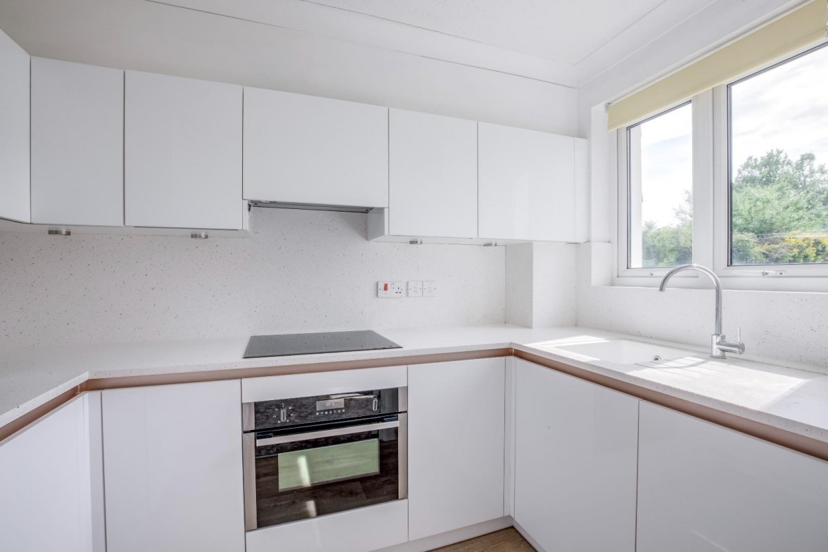 Archer Court, Chesham Road, Amersham, Buckinghamshire, HP6 5UL ...