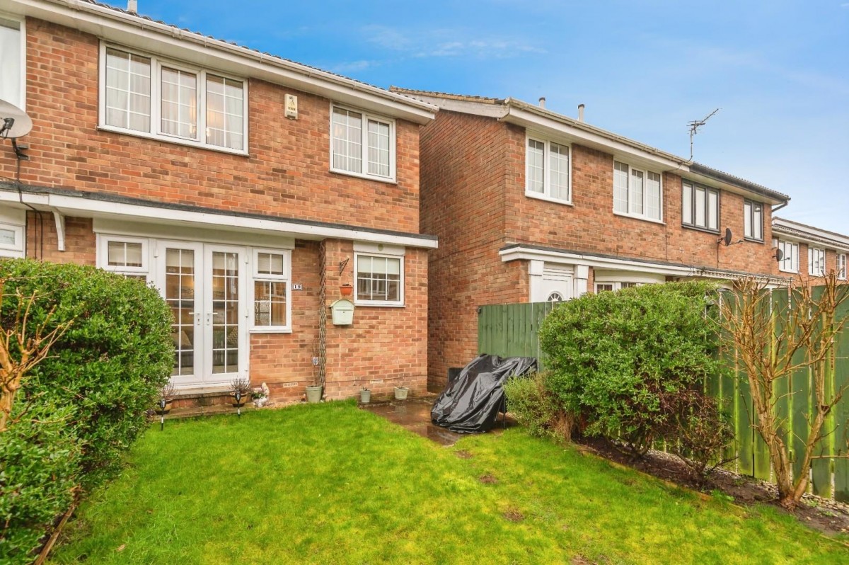 Lawns Croft, New Farnley, LS12 5RL | Hunters Estate Agents & Letting Agents