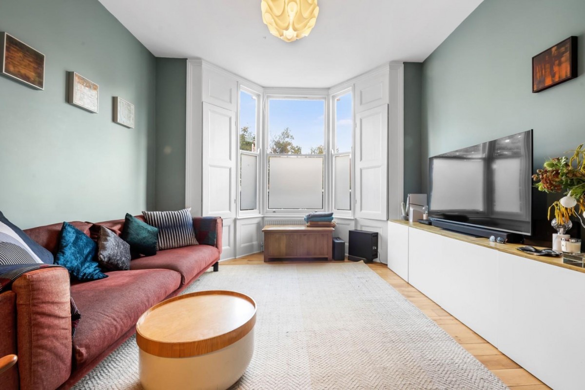 Brooke Road London, N16 | Hunters Estate Agents & Letting Agents