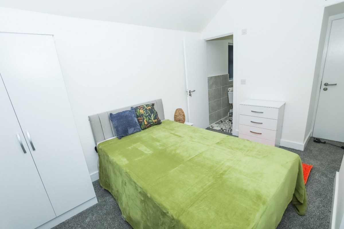 5 bedrooms Flat for Letting in Wellesley Road, Middlesbrough | Hunters