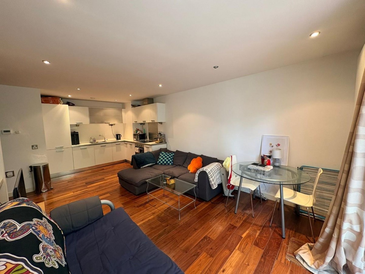 1 bedroom Flat for Letting in The Edge, Clowes Street, Manchester | Hunters
