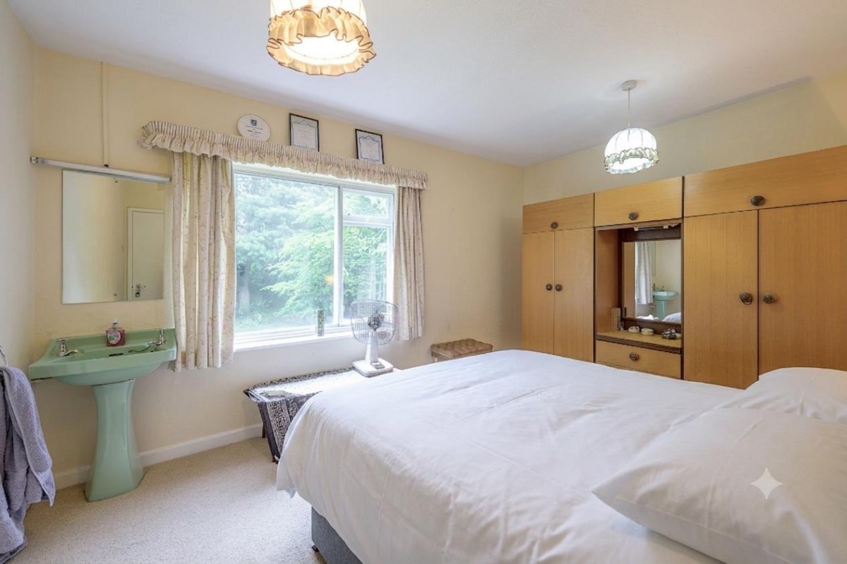 5 bedrooms House for Sale in Heaton Drive, Birmingham | Hunters