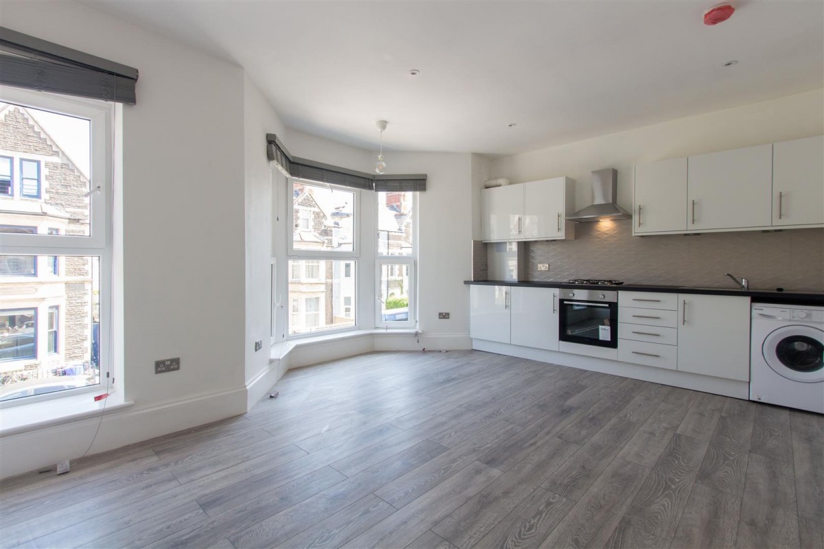 Claude Road, Roath | Jeffrey Ross Estates