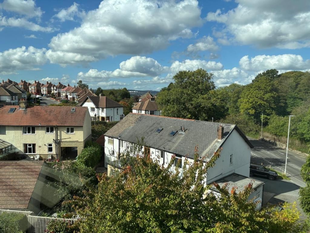 Somersbury Court Somersbury Court, 262 Somerset Road, Huddersfield, HD5 ...