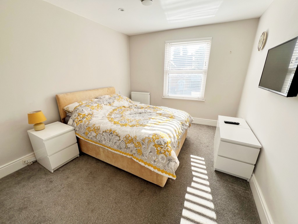 Payne House, Warwick Road, Kenilworth | Julie Philpot