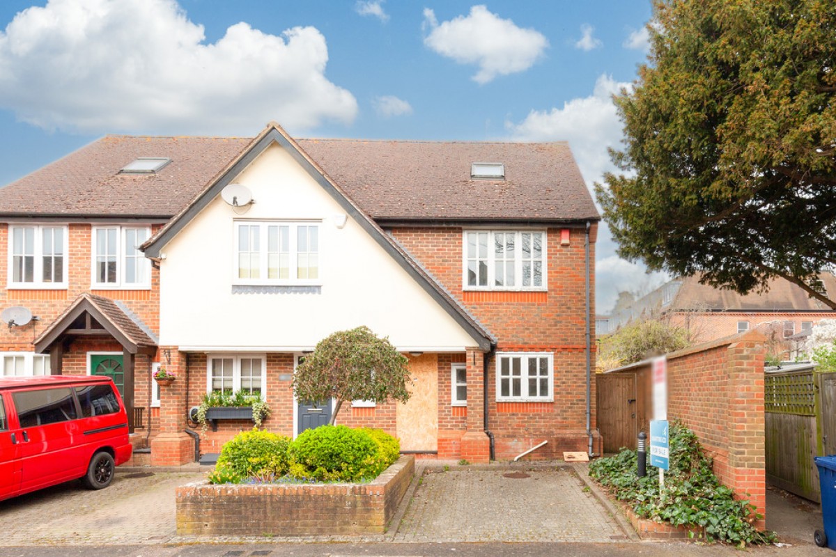 3 bedrooms House for sale in Hobson Road, Summertown | Martin & Co