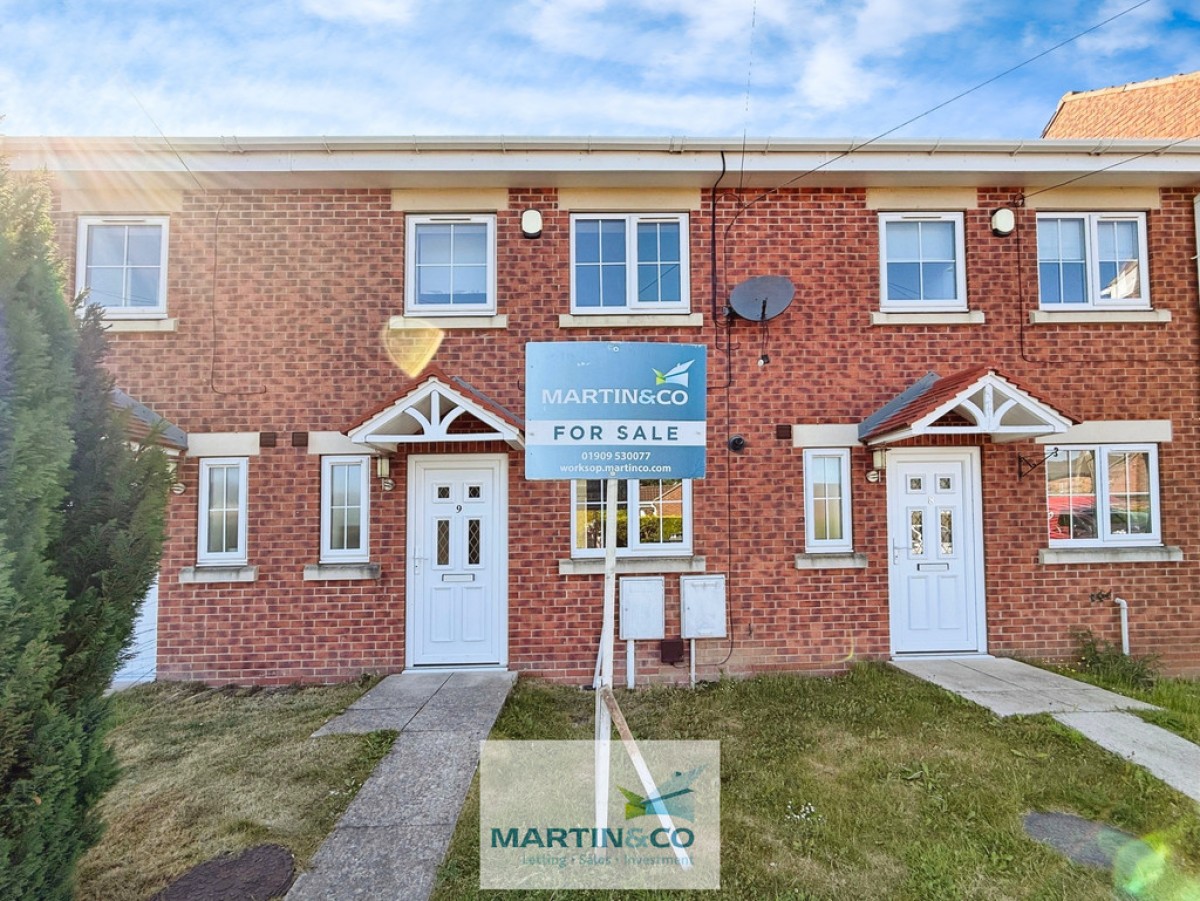 4 bedrooms House for sale in Glaisdale Court, Laughton Common | Martin & Co