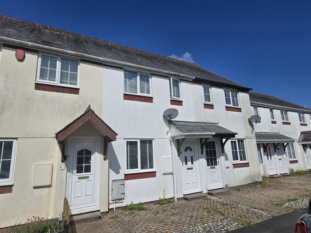 2 bedrooms House for sale in Village Drive, Roborough | Martin & Co