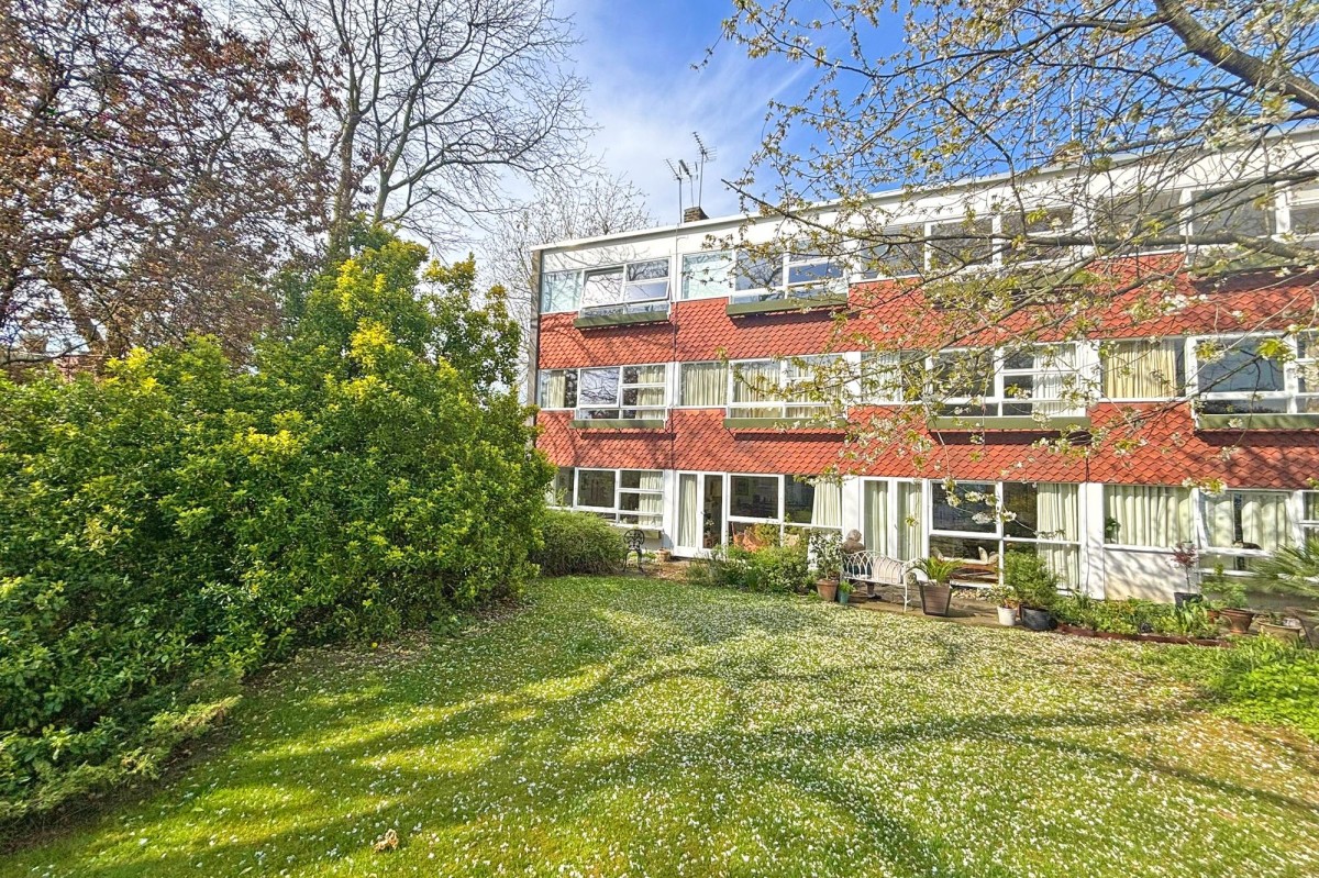 10 Shelley Court Parkleys, Richmond | Mervyn Smith Estate Agent