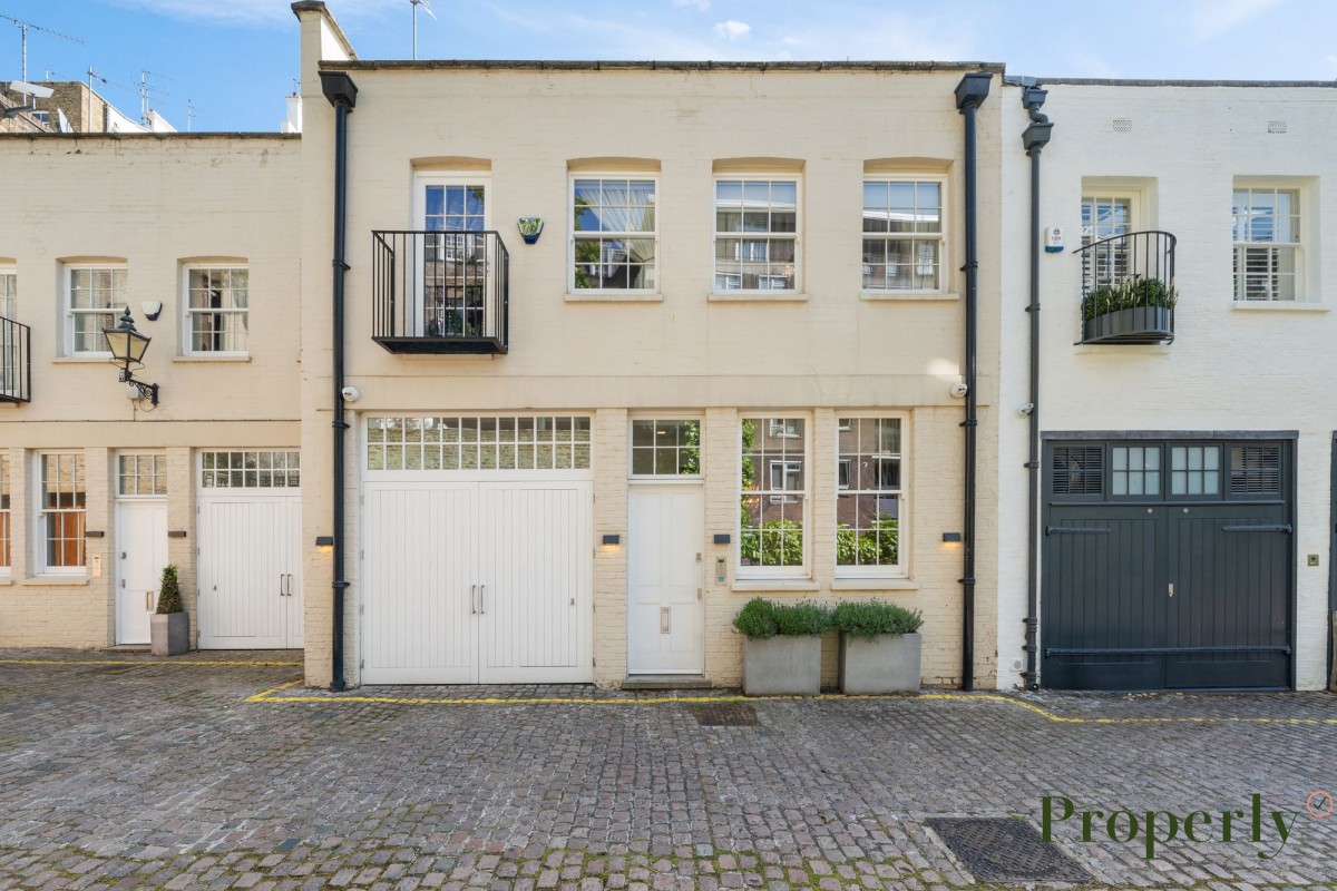 Queen's Gate Mews, London, SW7 | Properly