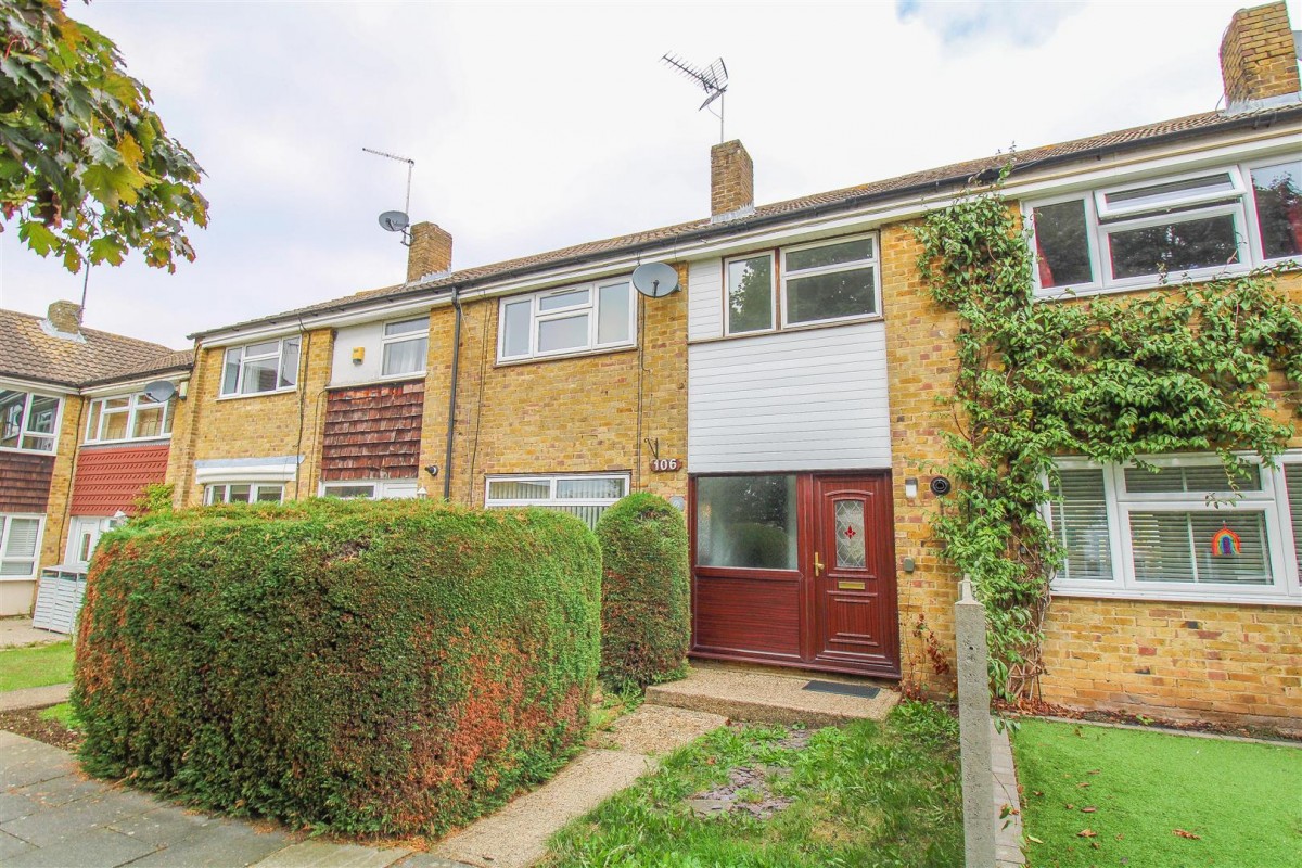 Wharley Hook, Harlow | Reyland Johnson Estate Agents