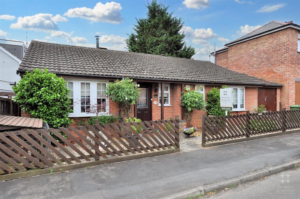 Perseverance Road, Birstall | Richard Harrison