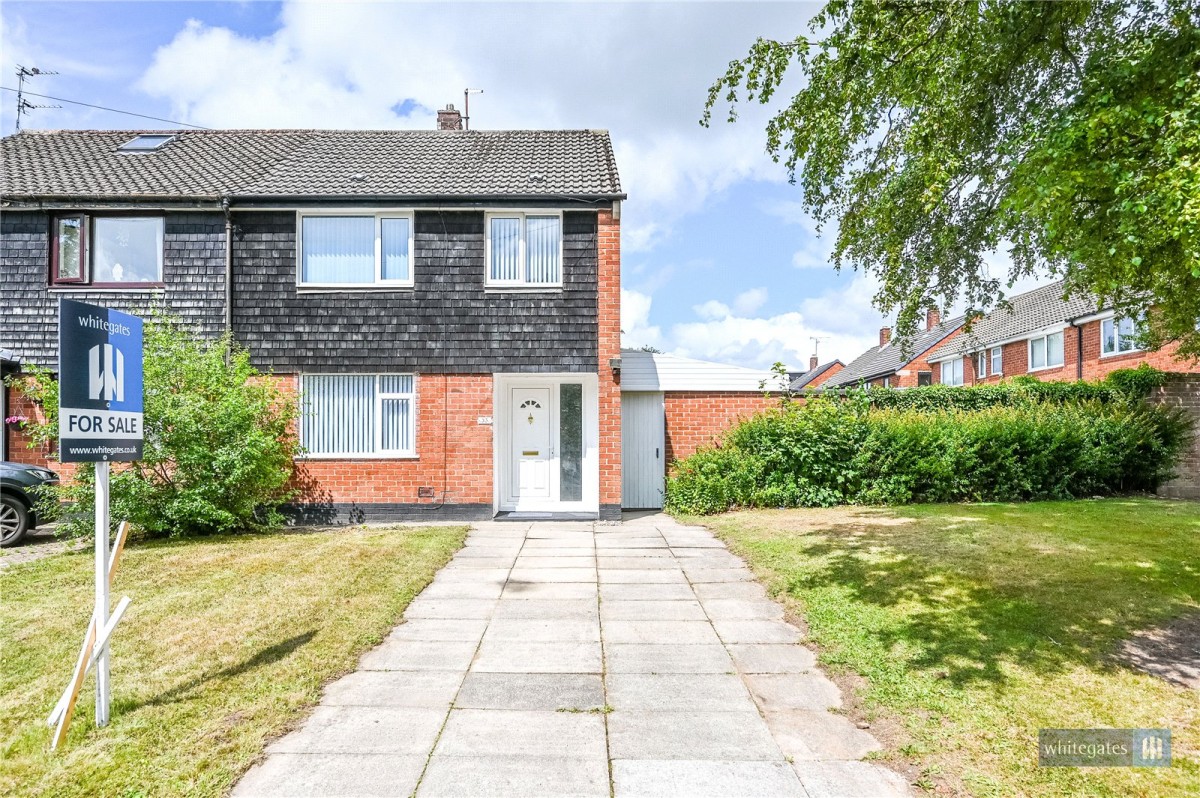 3 bedrooms House for Sale in Knowsley, Prescot, Merseyside | Whitegates