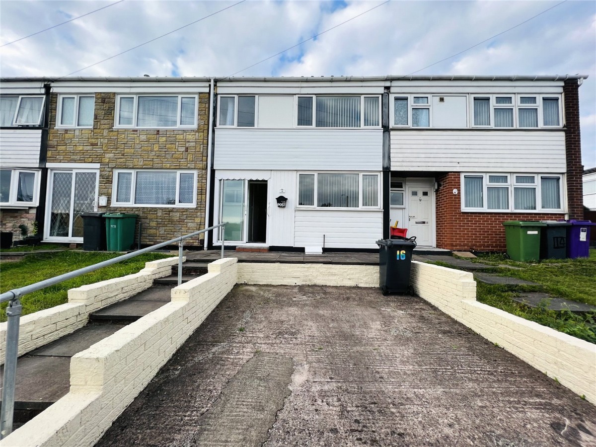 3 bedrooms House for Sale in Willenhall, West Midlands | Whitegates